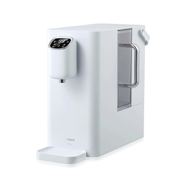 Get Clean Water, All Day: Invest in a Countertop Water Filter!